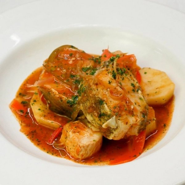 Chupín de Pescado – Rojo y Negro Restaurant